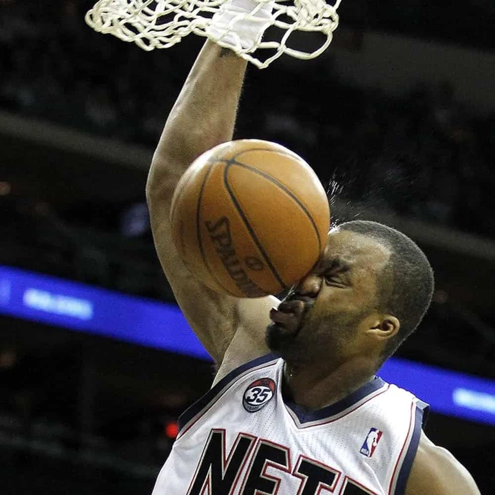 40+ Perfectly Timed Sports Action Photos